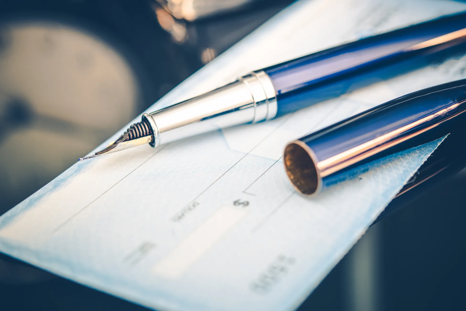 Bounced Checks under UAE Law: A Comprehensive Guide | RAALC Law Firm